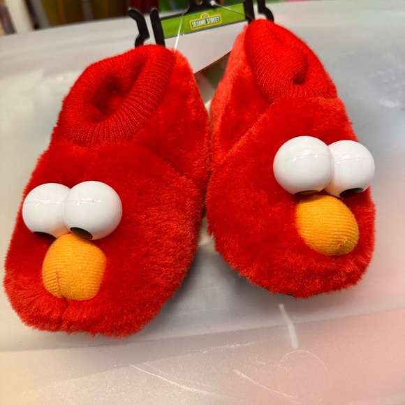 Sesame Street | Shoes | Sesame Street Puppet Slippers Size Large 9 Nwt ...